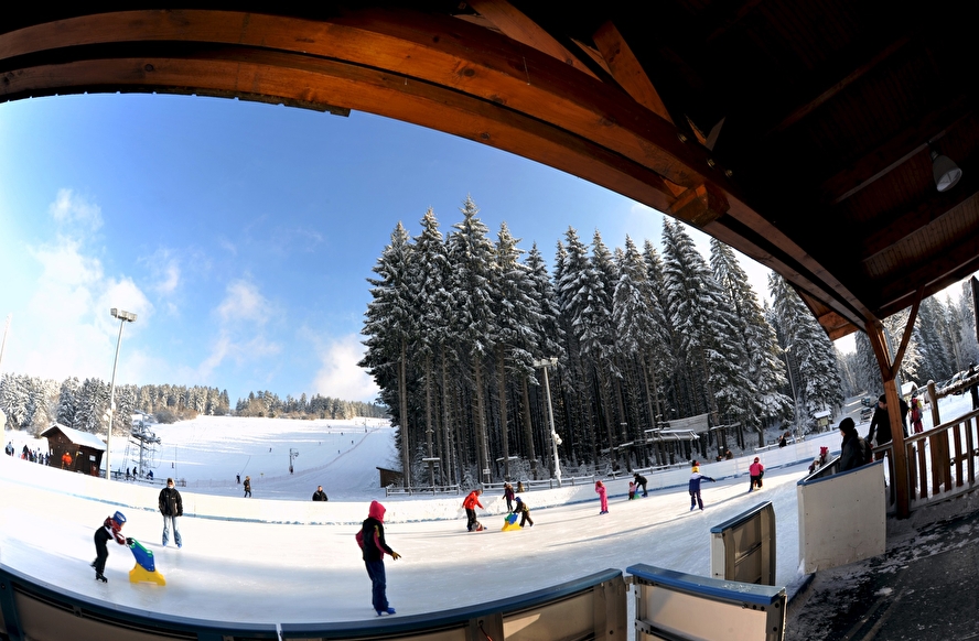 Stations villages, familles on vous aime ! | Doubs | Montagnes du Jura